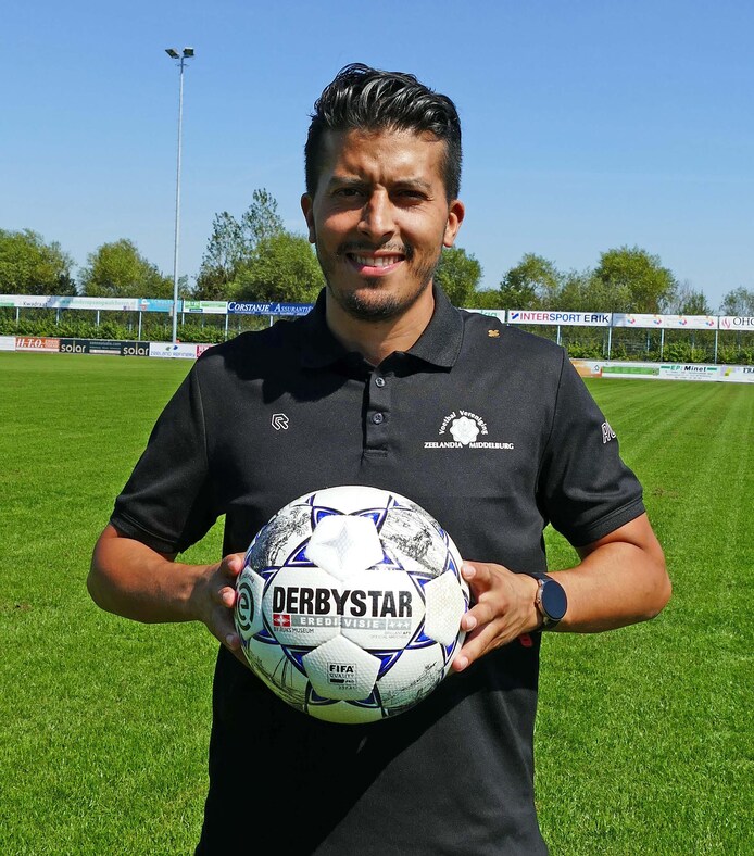 Salim Ben Sellam verlengt bij GPC Vlissingen | Zeeuws voetbal | pzc.nl