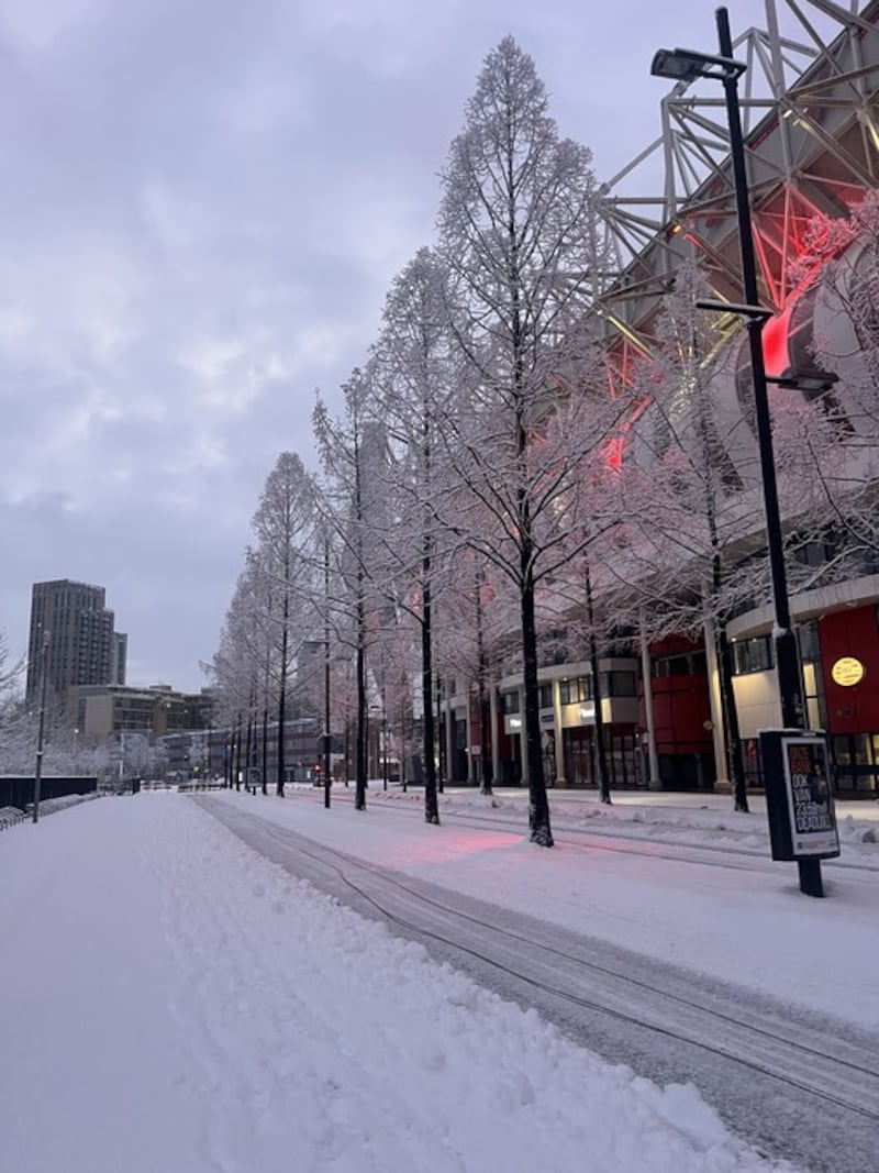 LIVE Sneeuw in Brabant | Sprookjesbos in Efteling opnieuw dicht, drukte ...