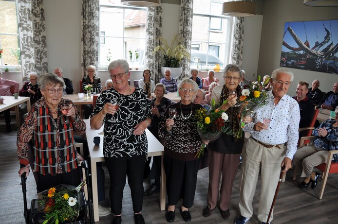 Stoffel (102) was nog een ‘broekie’ toen hij in De Veste kwam wonen ...
