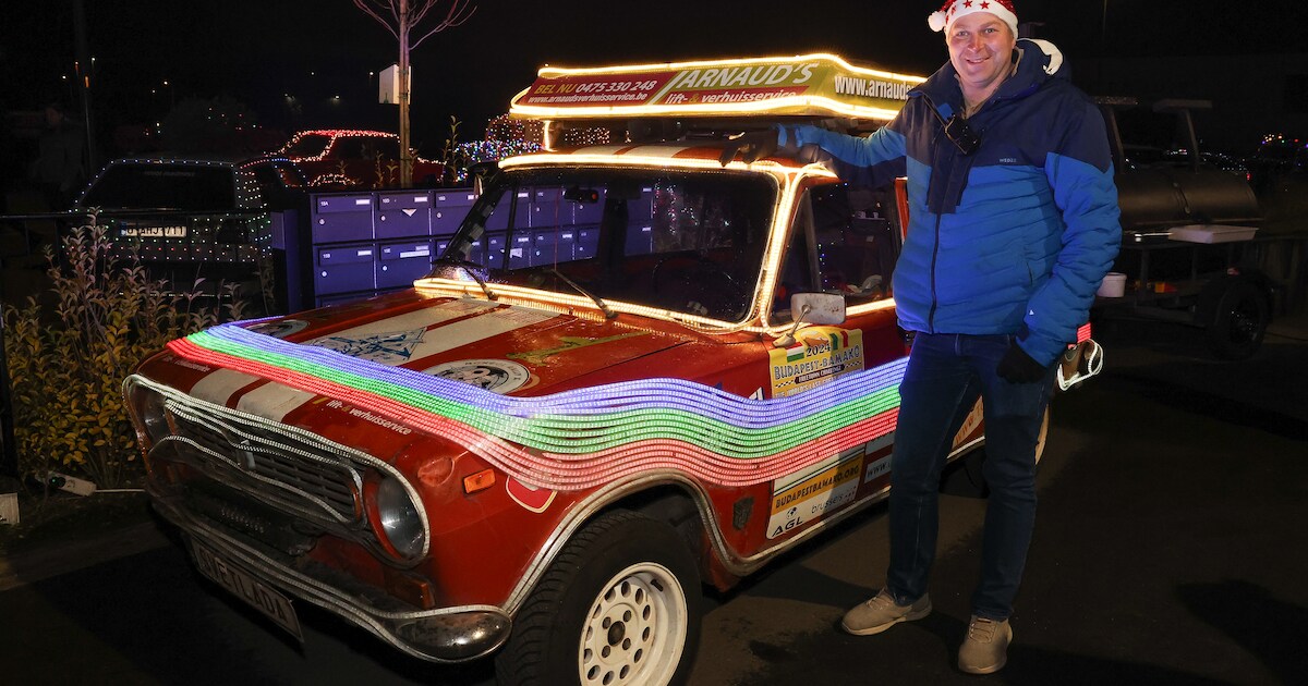Met 45.000 kerstlichtjes op zijn oude Lada breekt Bram (44) het record ...