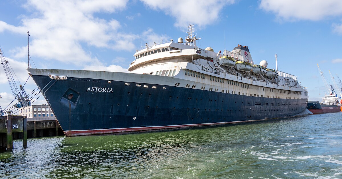 Komt dat zien: laatste reis iconisch cruiseschip Astoria gaat door ...