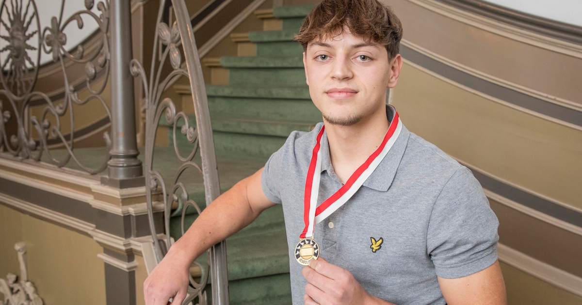 Jerome (18) uit Goes redde het leven van een goede vriend: ‘Ik sprong ...