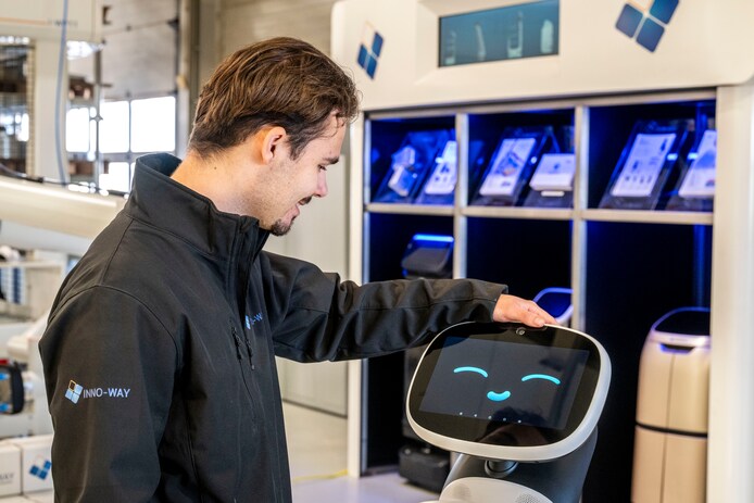 Zeeuwse tech-pioniers bouwen betaalbare robotinstallatie: al voor 35. ...