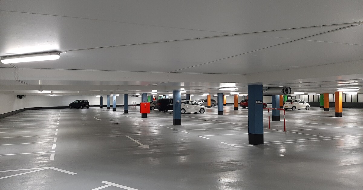 De parkeergarages in Terneuzen zijn veel te leeg: daarom parkeer je er ...