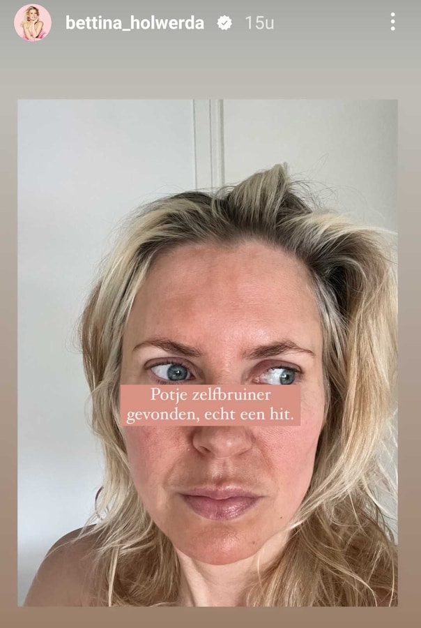 Bridget deelt haar goede voornemens en Jet verdenkt baby van het hebben ...