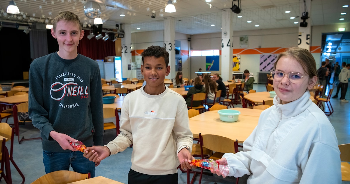 Kelshaw (13) verkoopt snoepzakjes om zijn eigen operatie te kunnen ...