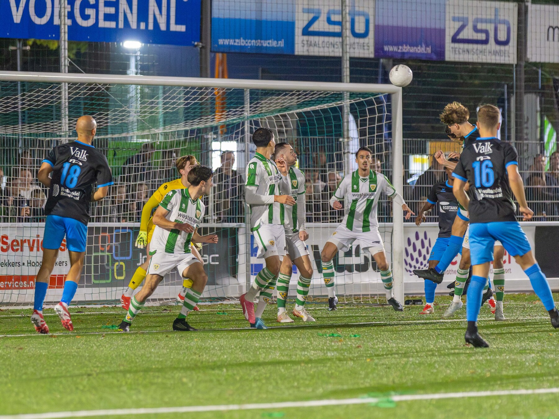 Terneuzense Boys is de baas in bewogen stadsderby: ‘Dit voelt als vier punten’ | Zeeuws voetbal ...