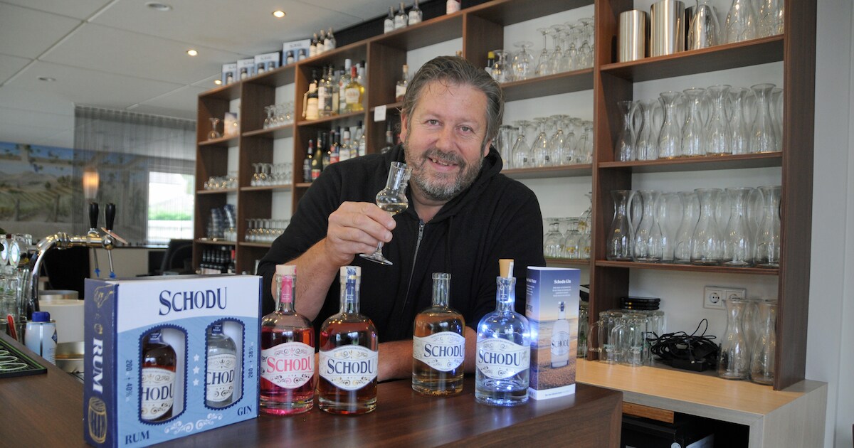 Drankstoker Cees is het bedenken van nieuwe borrels nog lang niet moe ...