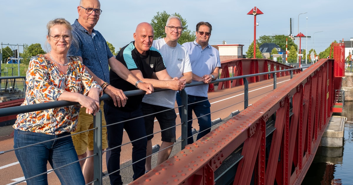 Drie politieke partijen voor één dorp? ‘Het is tijd voor een partij die ...