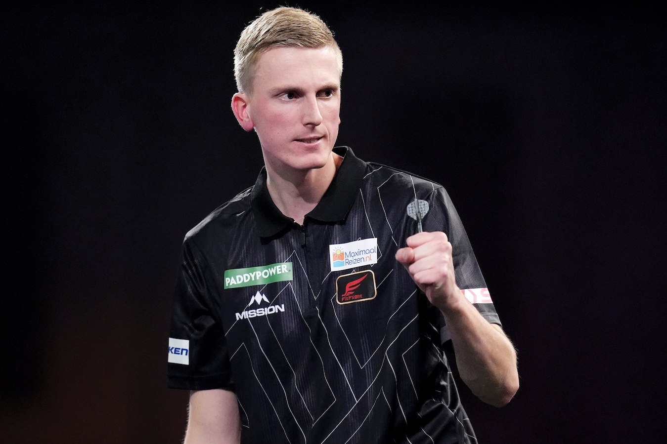 Wéér toernooizege voor Wessel Nijman: darter maakt indruk met ruime ...