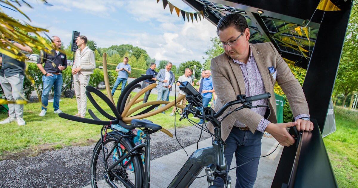 Eerste groene laadstation voor e-bikes in Westdorpe; straks heel Zeeuws ...