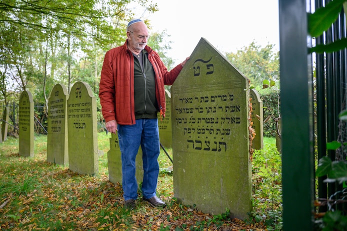 Begraafplaats of erfgoed? Nabestaanden willen speciale aandacht voor de ...