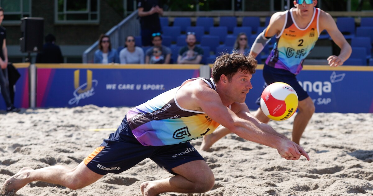 Beachvolleyballer Dirk Boehlé wordt op eredivisie-toernooi Arnhem ...