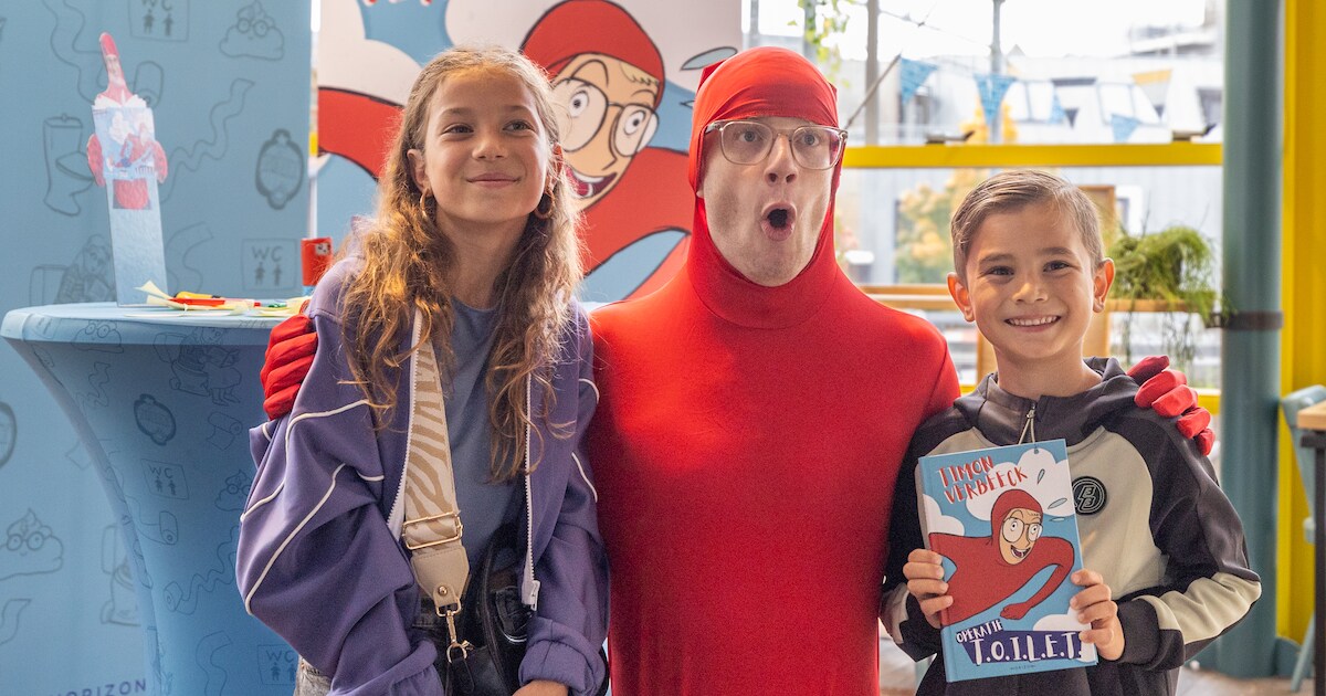 Boekhandel in Goes loopt vol voor populaire TikTokker: ‘Mijn vrouw ...