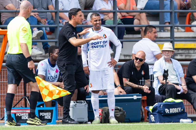 TransferTalk | Transfervrije Adam Maher duikt op bij Telstar, Xavi ...