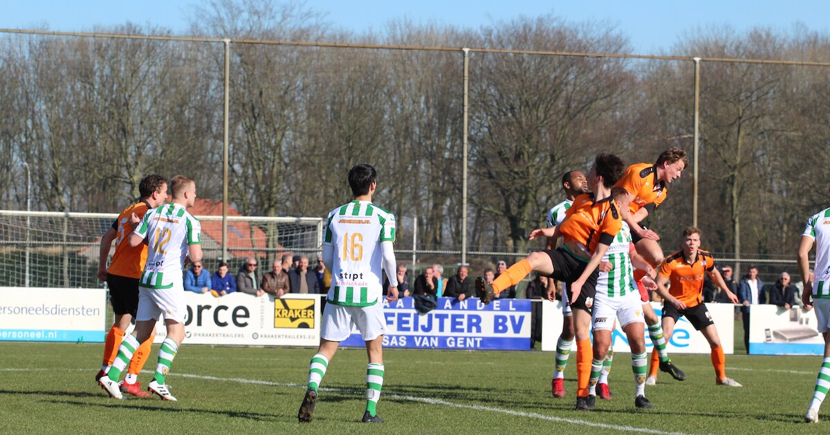 Terneuzense Boys en Kloetinge krijgen hem er niet in | Zeeuws voetbal | pzc.nl