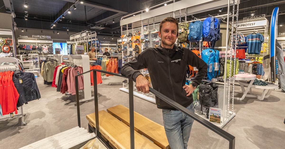 Sjoerd is blij met zijn drie keer zo grote sportwinkel in Goes: ‘Het ...