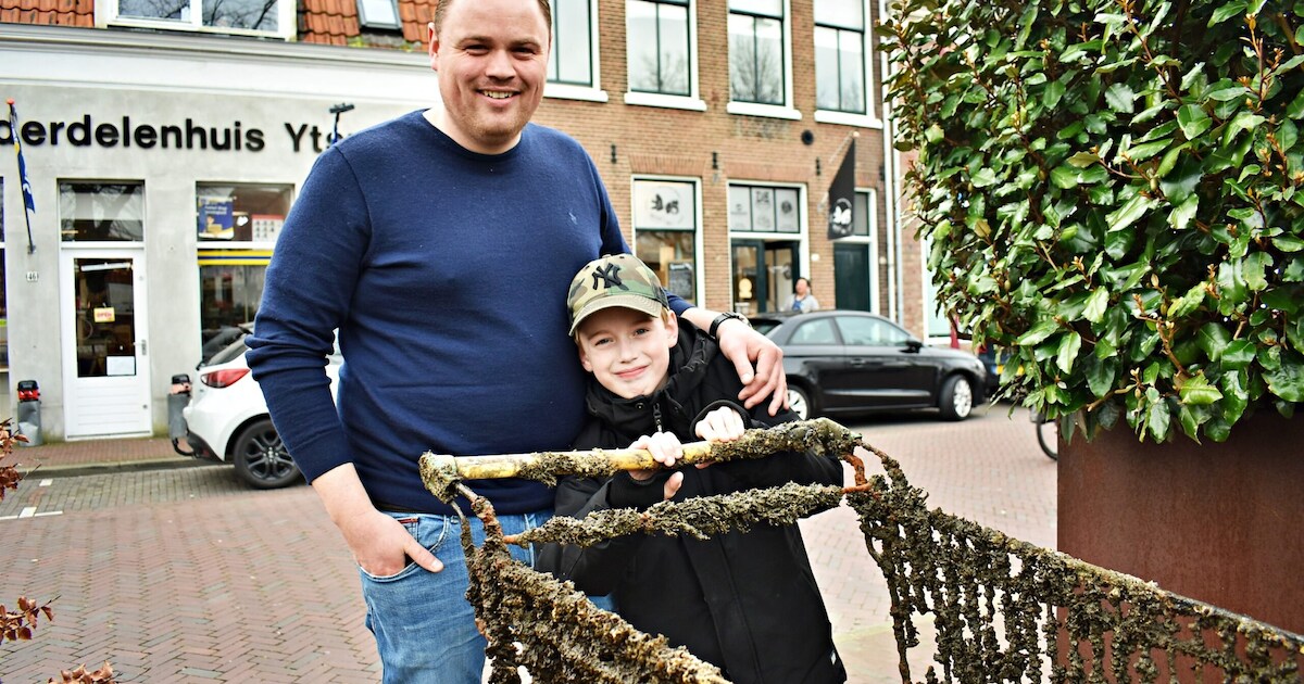 Ivo viste met zijn vader een 20 jaar oud winkelwagentje van de Konmar ...