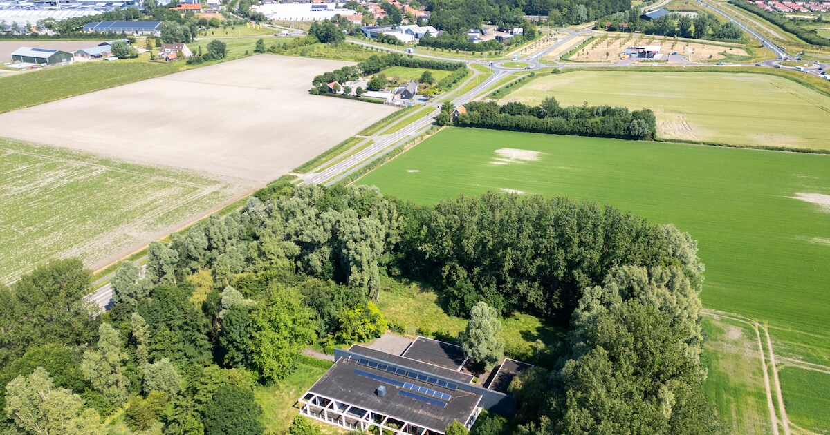 AMV-locatie Serooskerke opent deuren tijdens open azc dag | Regio | PZC.nl