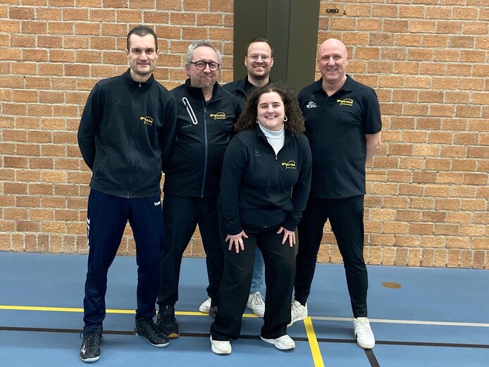 Korfbalvereniging Fortis heeft staf rond, Leonard Debbaut blijft aan ...