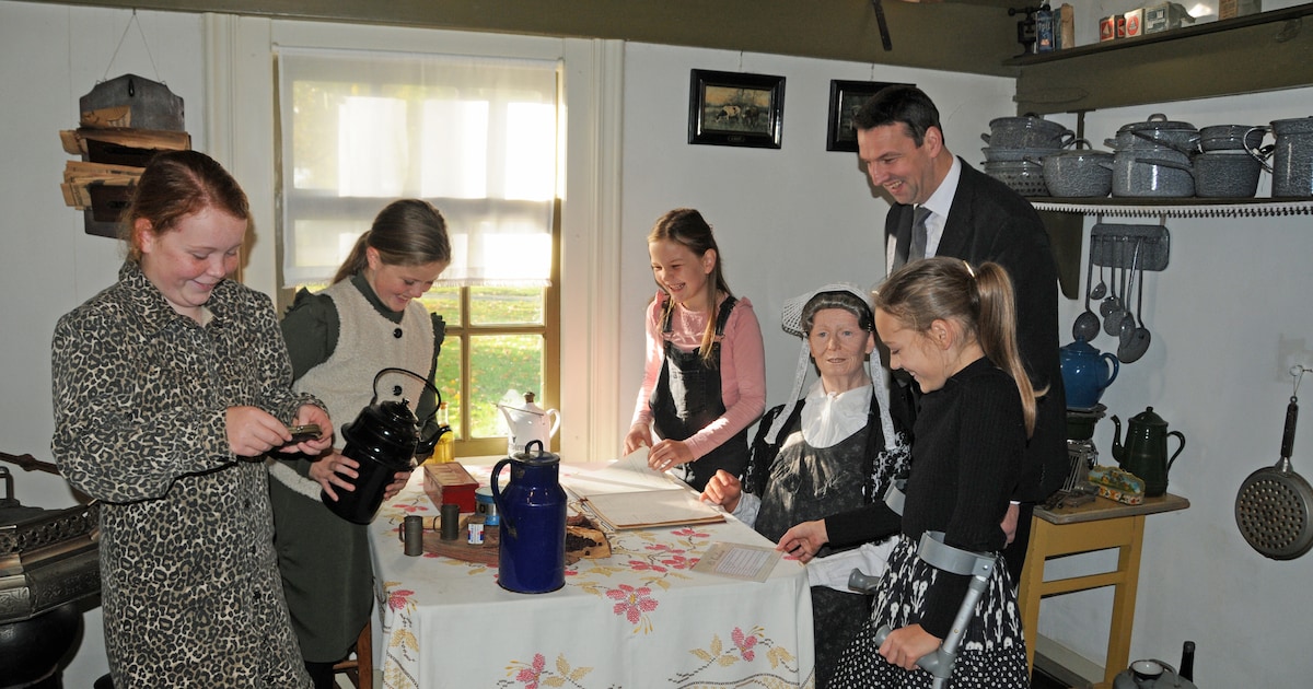 Met z’n 650’en naar twee musea op één dag: Doe-Us! flikt het | Schouwen ...
