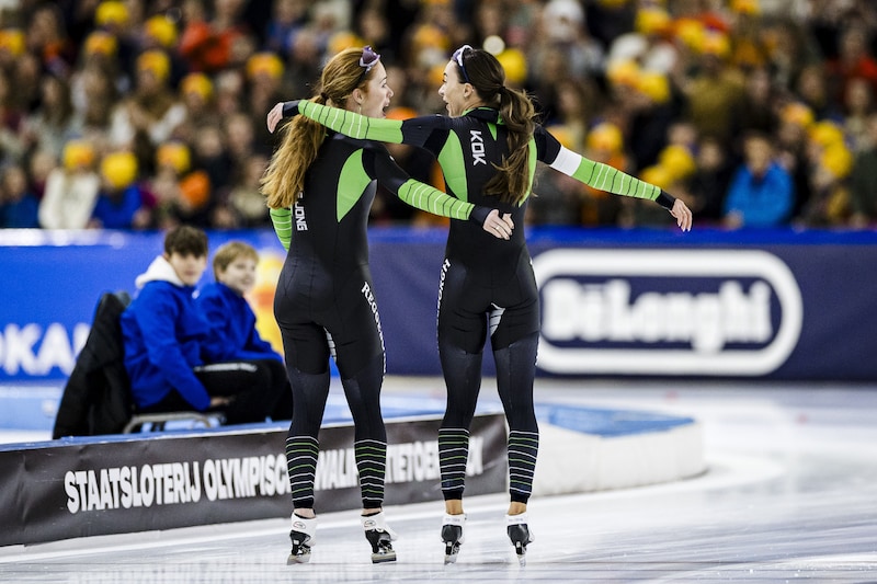 LIVE OKT | Nuis, De Boo en Wennemars in actie op 1000 meter, Beune valt ...