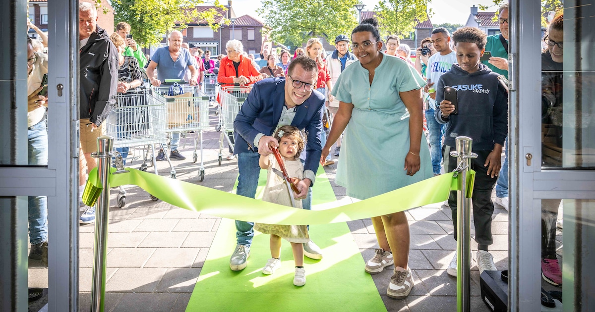 Groter, duurzamer en cash betalen bij de zelfscankassa: heropende ...
