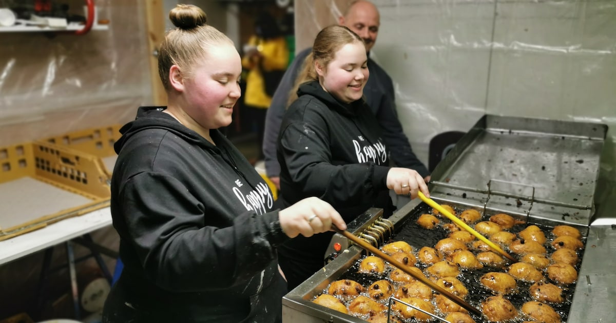 De geur van oliebollen opsnuiven in Hulst: deze oliebollenbakkers zijn ...