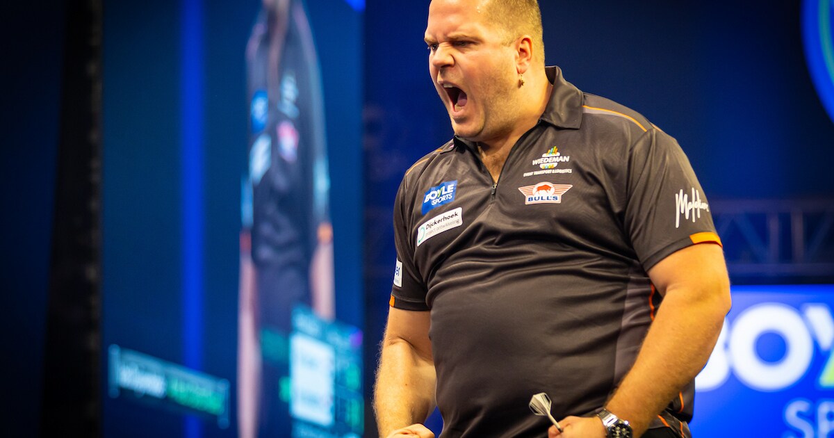 Dirk van Duijvenbode geeft zege op Michael van Gerwen goed vervolg en bereikt kwartfinales ...