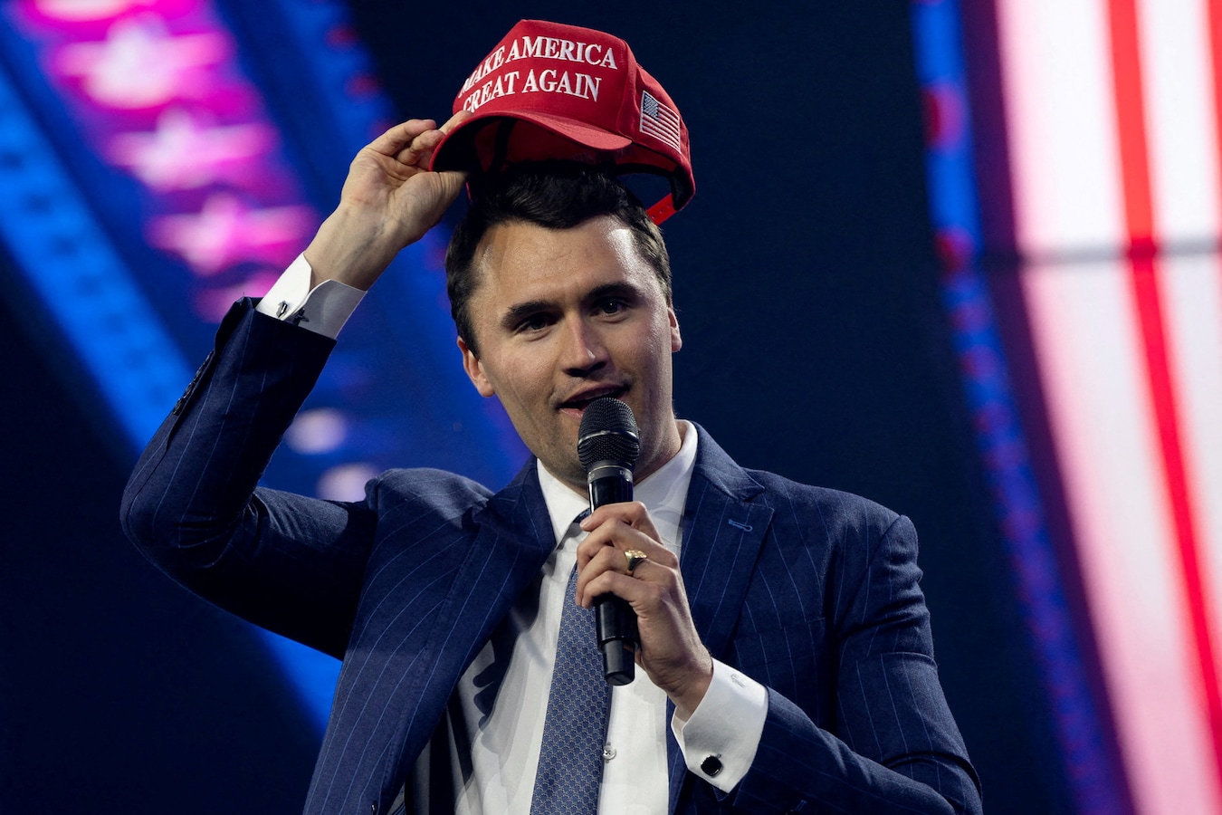 Trump bevestigt dood conservatieve Amerikaanse activist Charlie Kirk (31) na schietpartij: ‘We ...