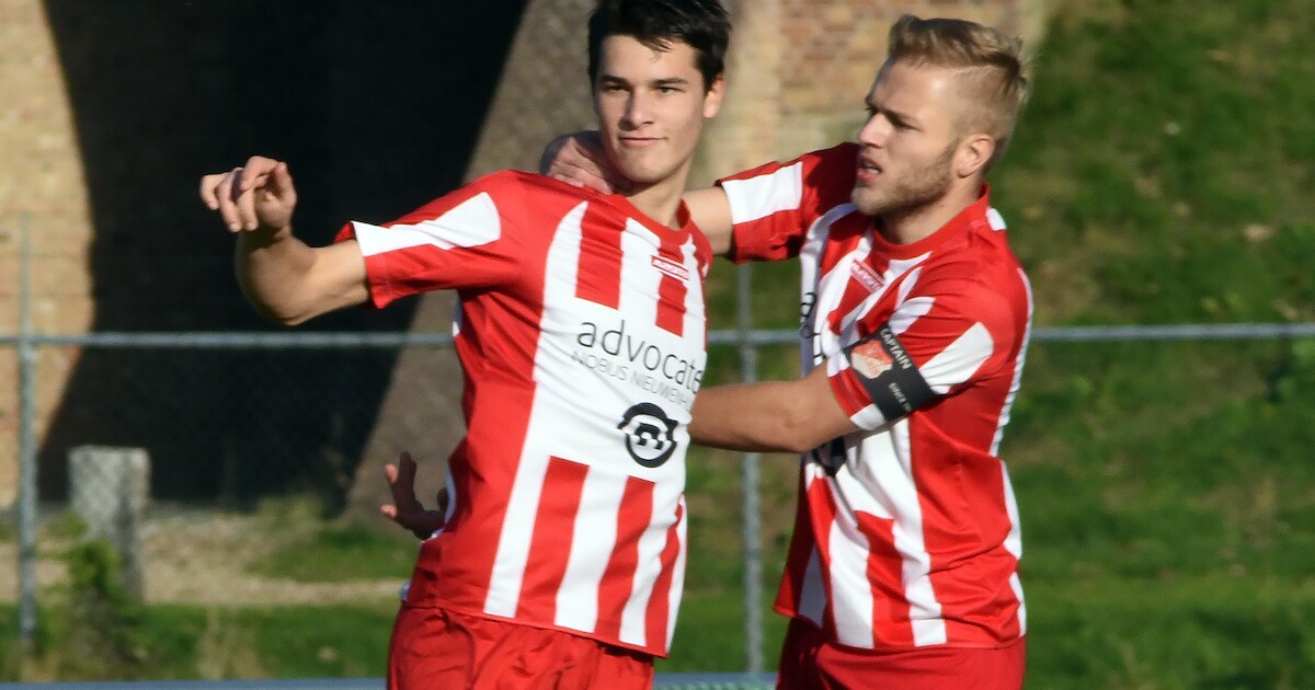Jens Pyfferoen is weer de gevierde man bij Sluis | Zeeuws voetbal | PZC.nl
