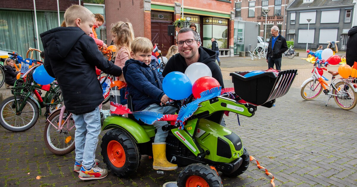 Zo vierde Zeeuws-Vlaanderen Koningsdag: spelletjes, naar de rommelmarkt ...