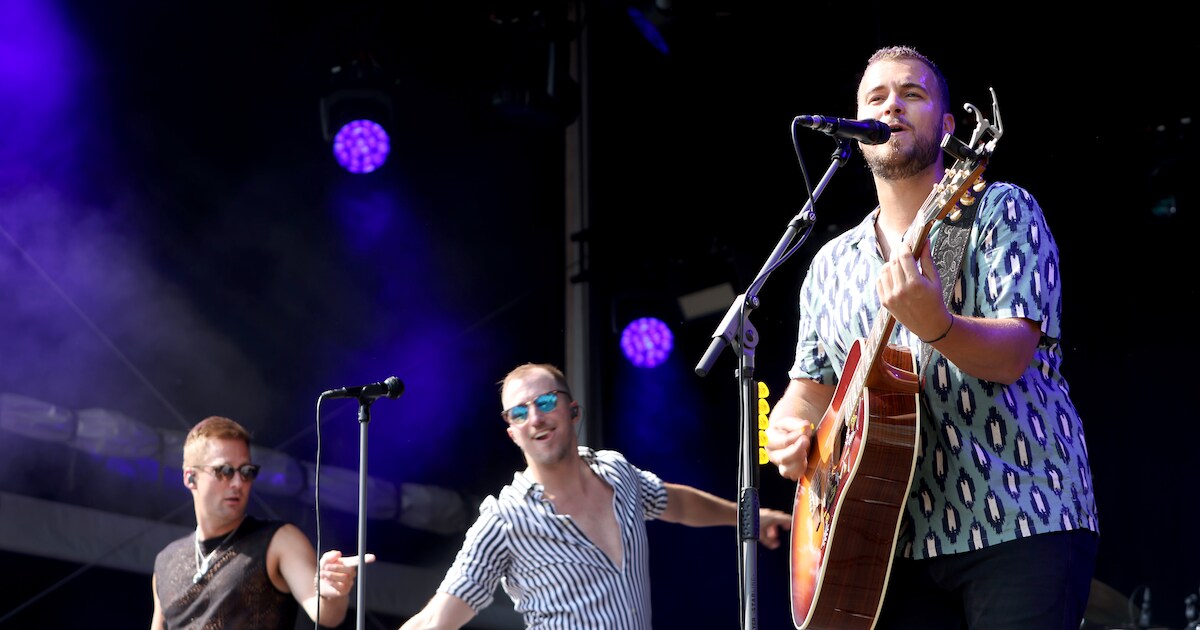 Voorne Aan Zee Festival strikt bekende artiesten, evenement maand ...