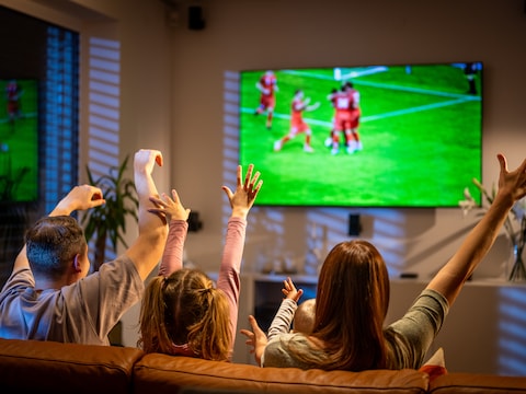 Rode tenues Oranje door tv-stand: ‘Durf te wedden dat een Amerikaanse ...