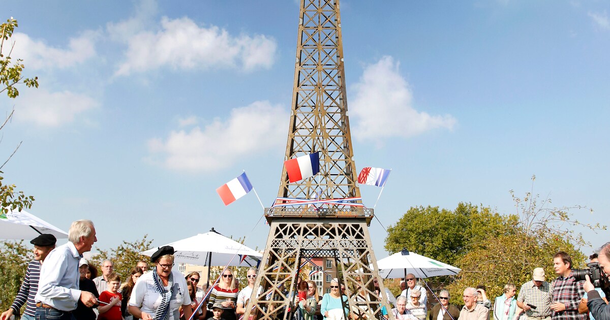 IJzendijke wil met Franse bushalte Petit Paris benadrukken | Zeeuws ...