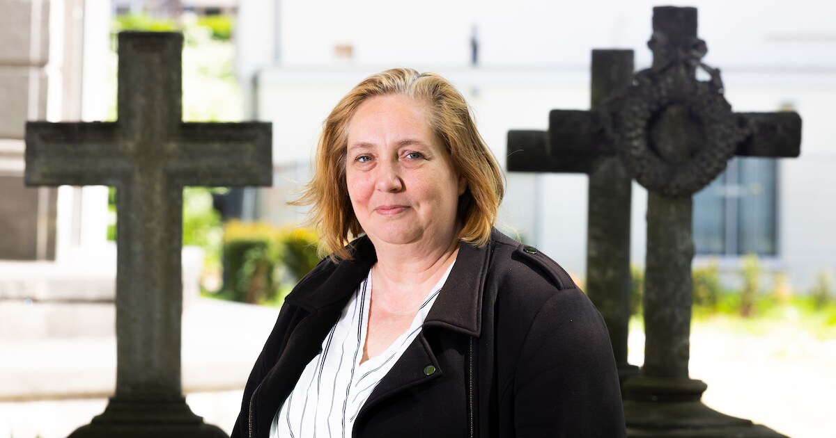Yvette schrijft gedichten, bijvoorbeeld over het loskomen van haar ...