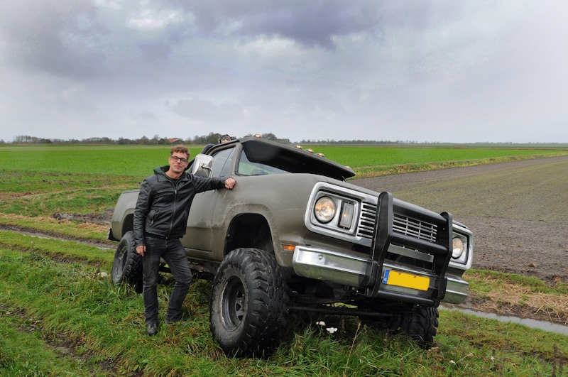Arjan heeft een bakbeest van een auto: ‘Geen stadsautootje, ik blijf ...