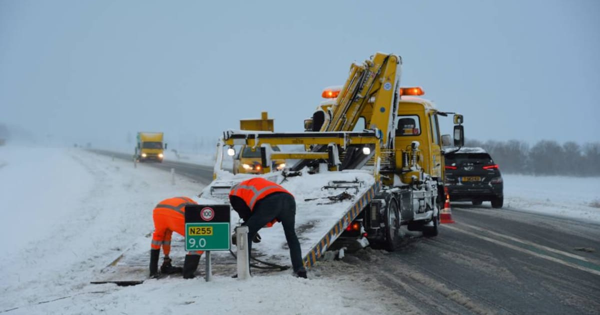 Sneeuw in Zeeland: code oranje voorbij, strooiwagens draaien overuren ...