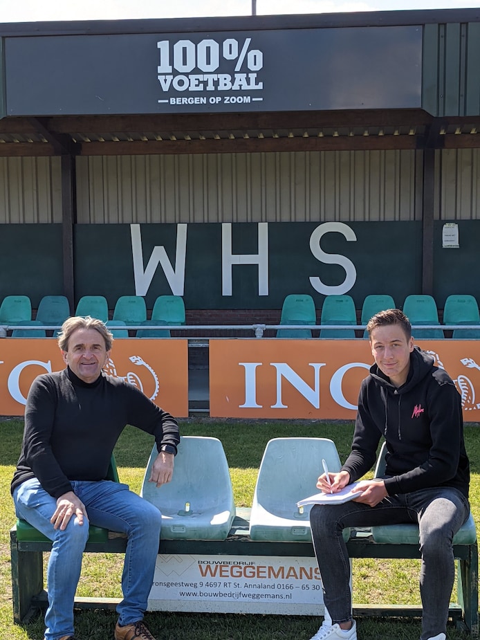 Den Engelsman gaat van JVOZ terug naar WHS | Zeeuws voetbal | pzc.nl