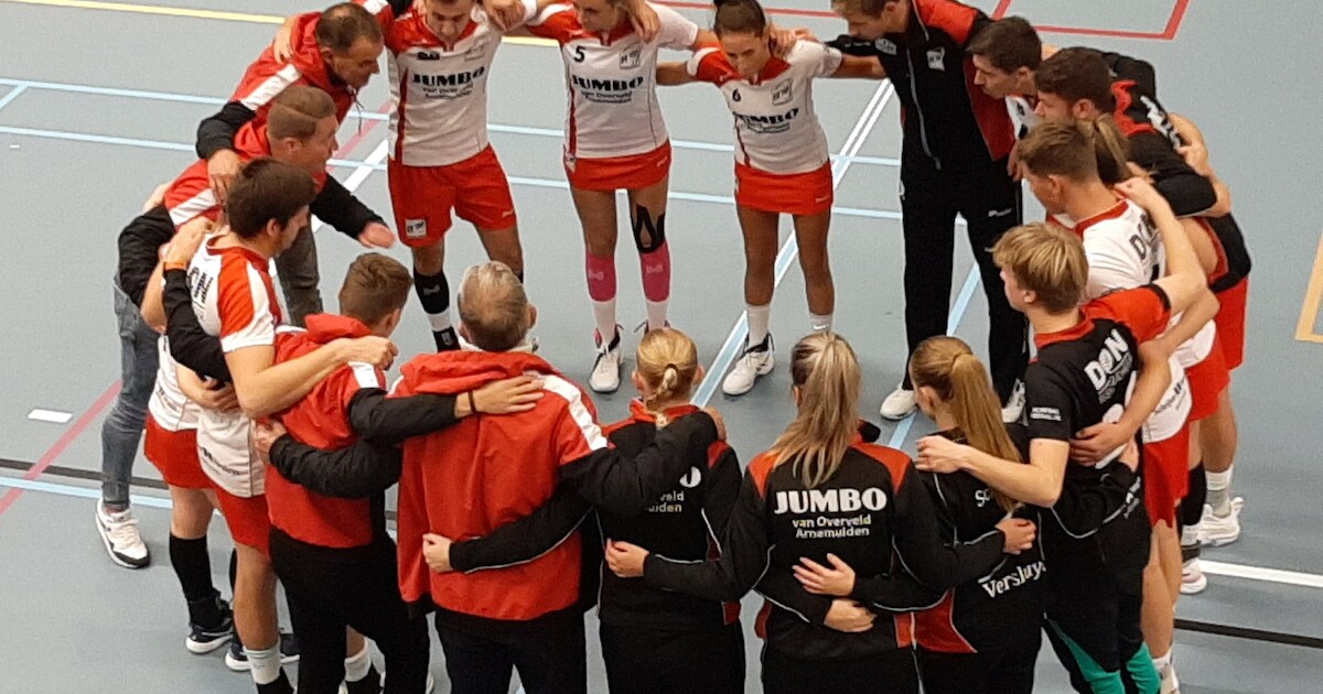 TOP verlengt contract hoofdtrainers Coppoolse en Roelofs | Sport in ...