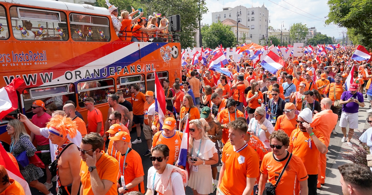 EK-loting: Oranjefans moeten diep Duitsland in, kaartverkoop gaat ...