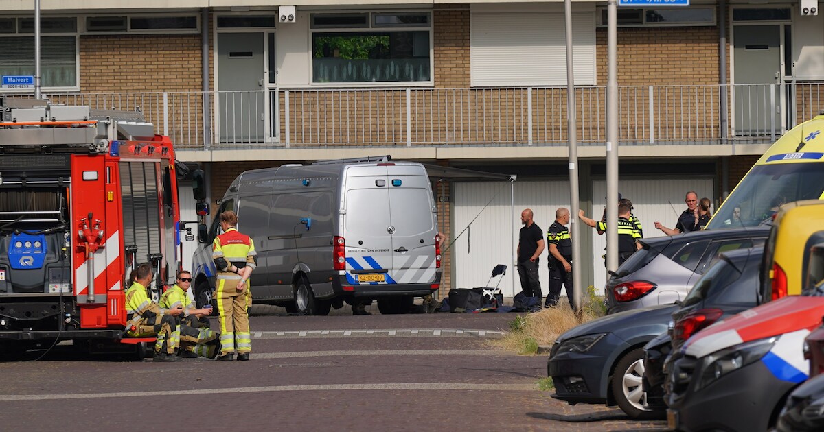 LIVE | Politie schiet op auto die uit garage Nijmegen vlucht ...