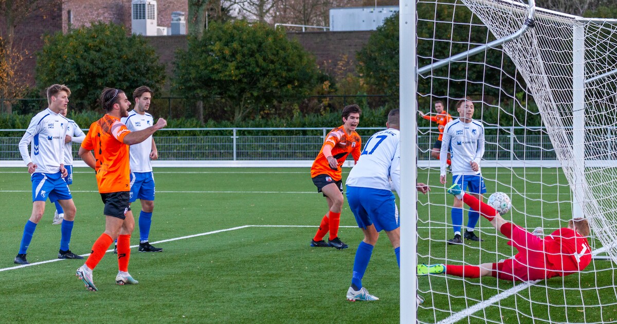 Eindelijk is het raak: Terneuzense Boys heeft na tweede helft met zeven goals eerste zege binnen ...