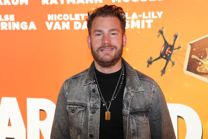 Voormalig Di-Rect-zanger Tim Akkerman brengt biografie uit | Show | pzc.nl