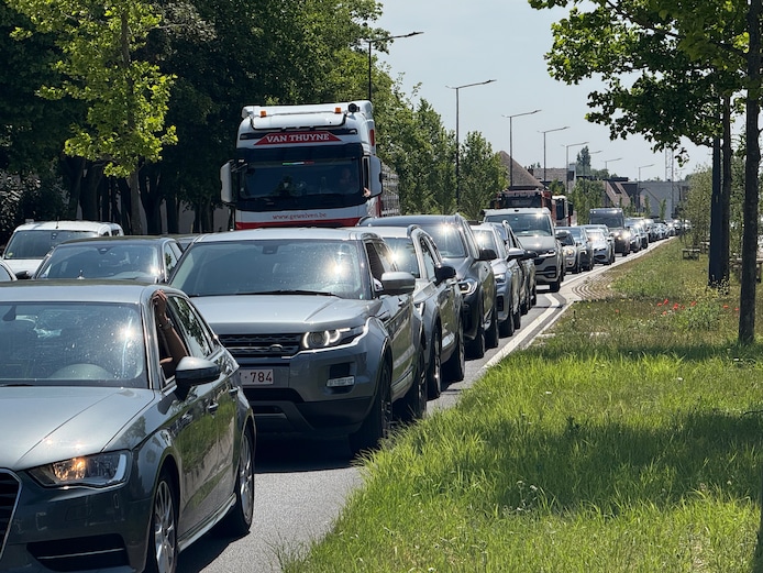 Hitteplan in Knokke-Heist veroorzaakt meteen lange wachtrijen: ‘We ...