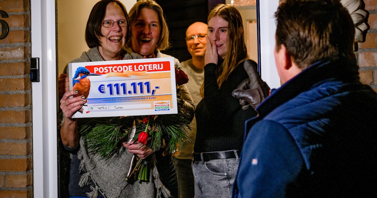 Postcodeloterij deelt tonnen uit in Tholen: ‘Nu misschien verhuizen ...