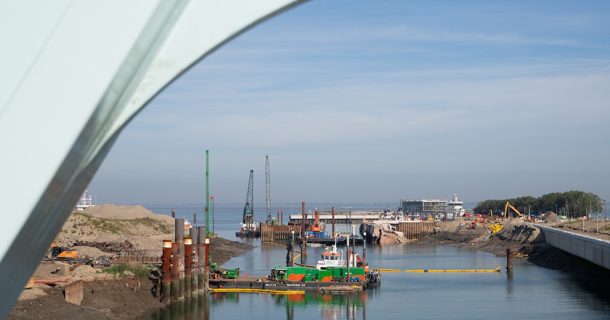 Open dag Nieuwe Sluis Terneuzen: ‘Wat een mooie ontwikkeling’ | Terneuzen | PZC.nl