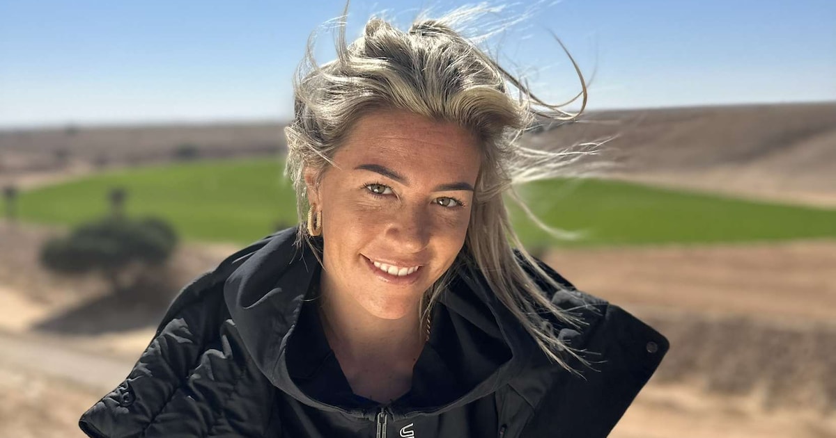 Ontwapenende Nancy van de Ven valt op in Dakar Rally: ‘Jongens, zal ik ...