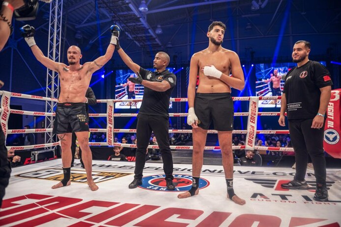 Kappetijn wint in Dordrecht van talentvolle en 2.02 meter lange Ibn ...