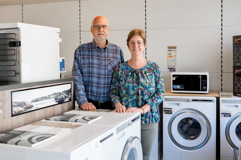 Jan (67) houdt nog even zijn witgoedzaak overeind in Oosterland: ‘Van ...